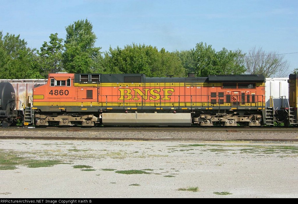 BNSF 4860